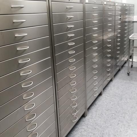 Tablet Tooling Cabinets | Vortexsg